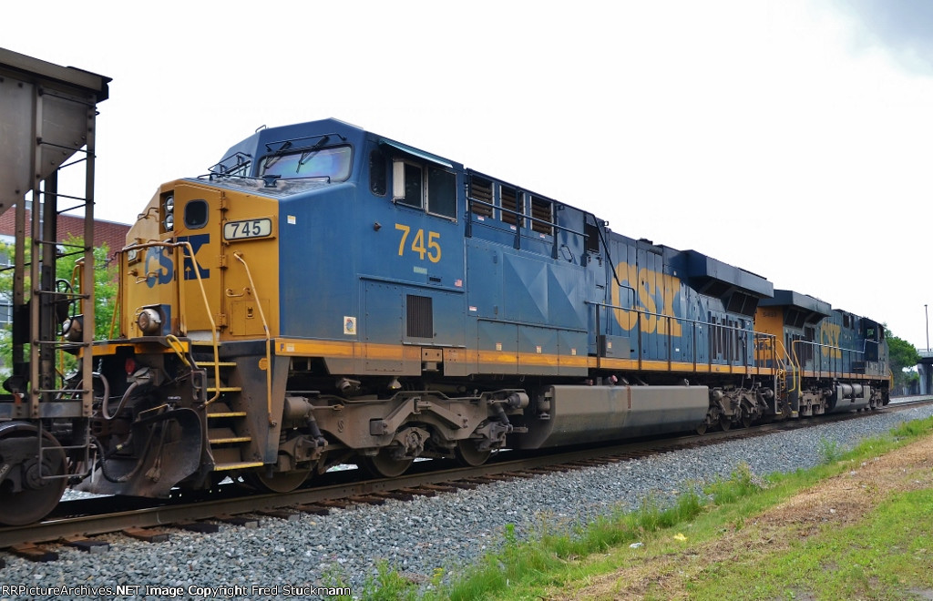 CSX 745
